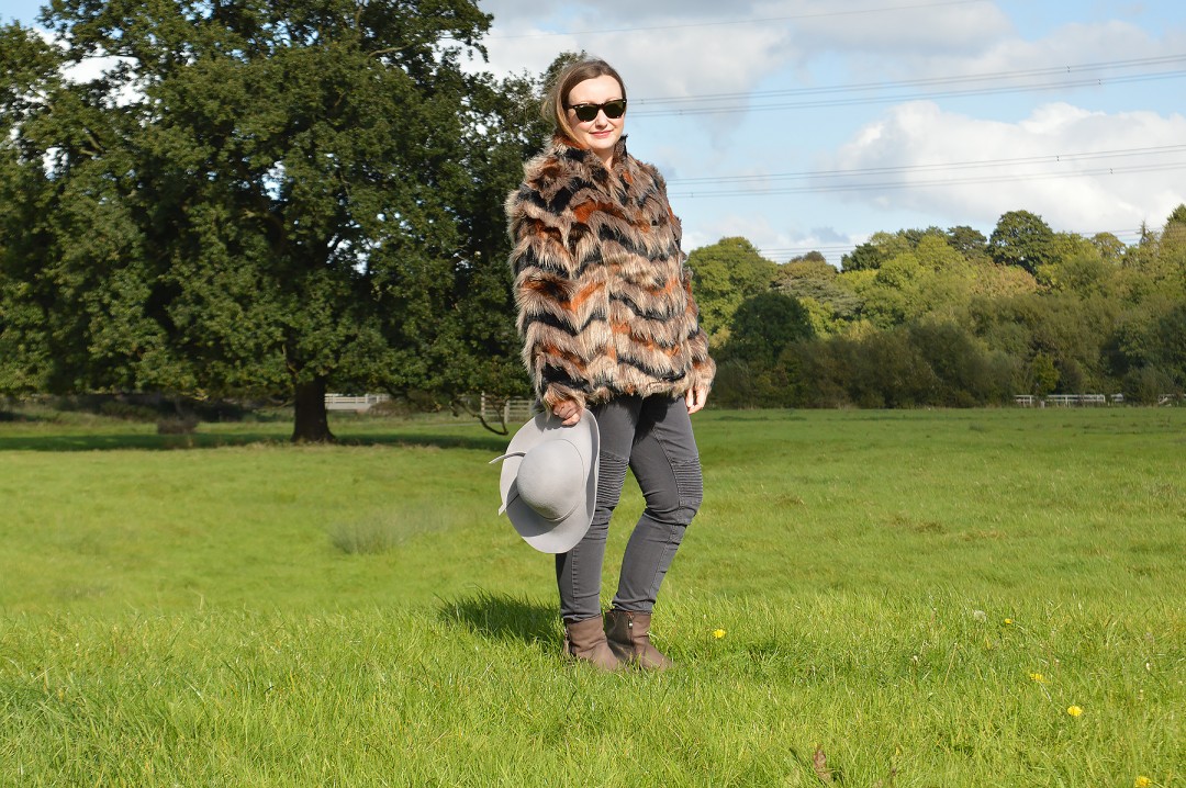 Fun Fur Coat Trend For AW16 – JacquardFlower