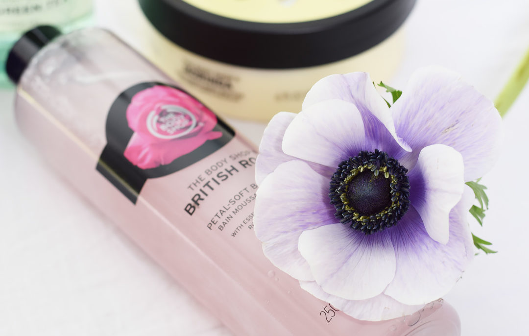 The Body Shop Iconic Collection Gift Set – JacquardFlower