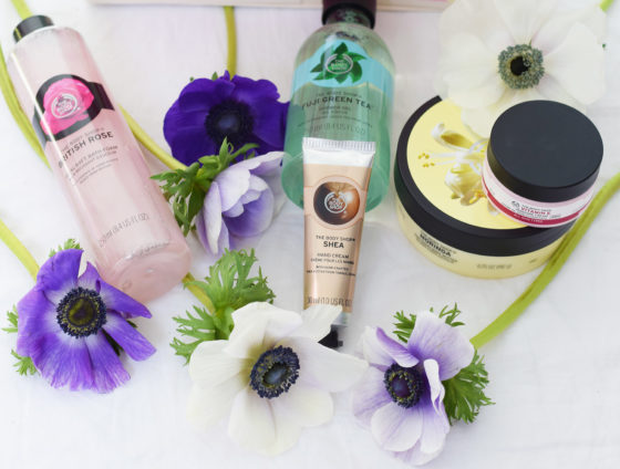 The Body Shop Iconic Collection Gift Set – JacquardFlower